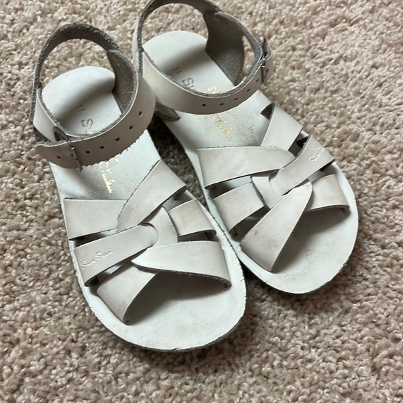 Salt Water Sandals by Hoy | Shoes | Sun San Sandals In Swimmer Style ...